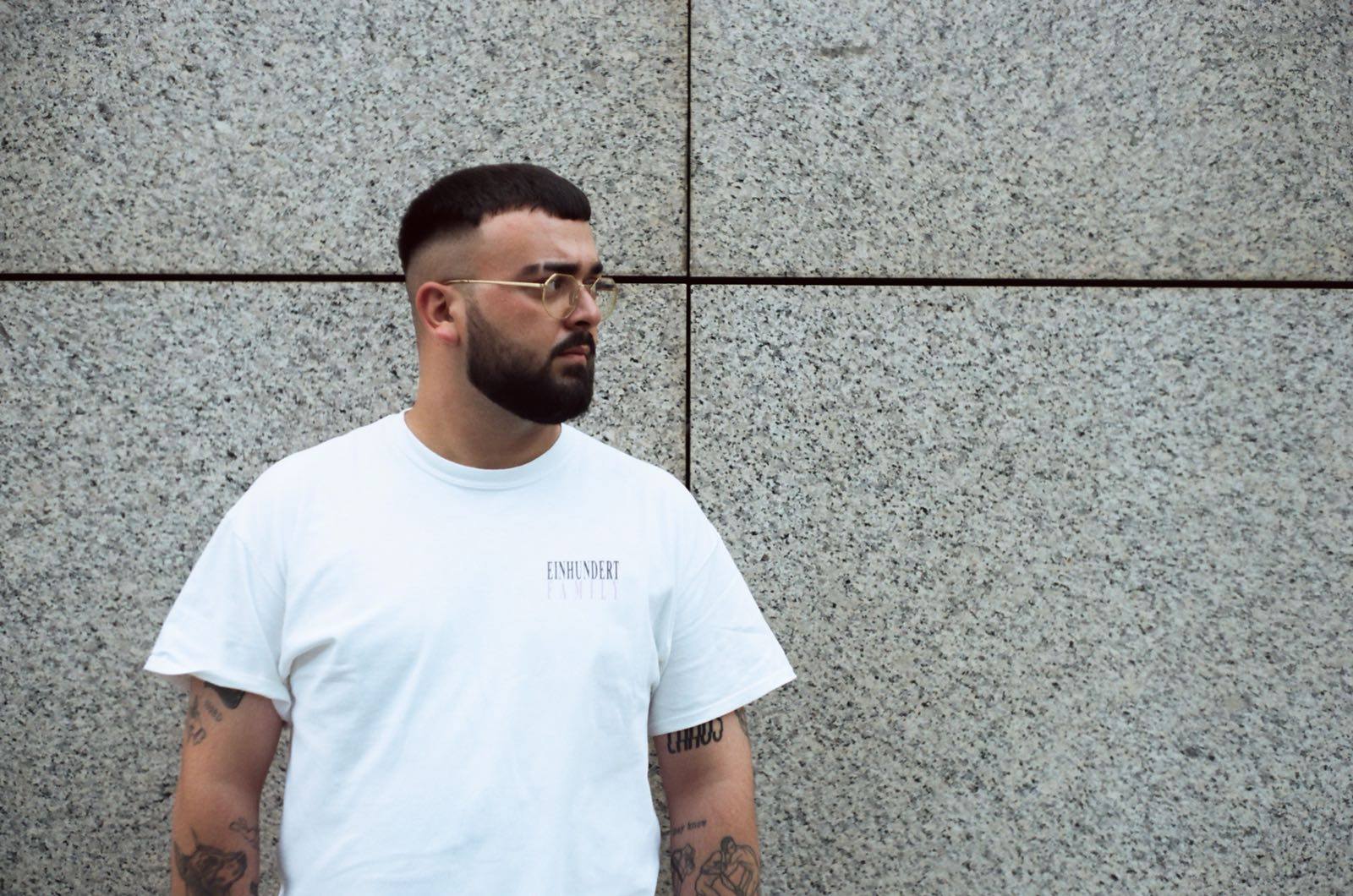 Durch die Nacht mit: DJ Hot – Junge Leute